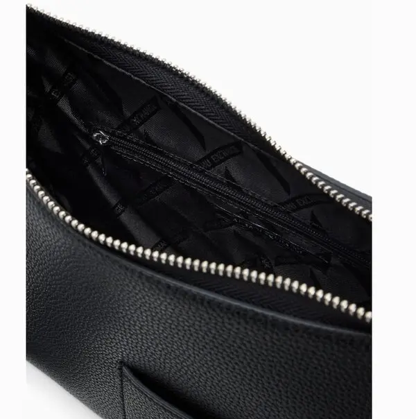 Armani Exchange Crossbody Bag With A Textured Grain And Chain