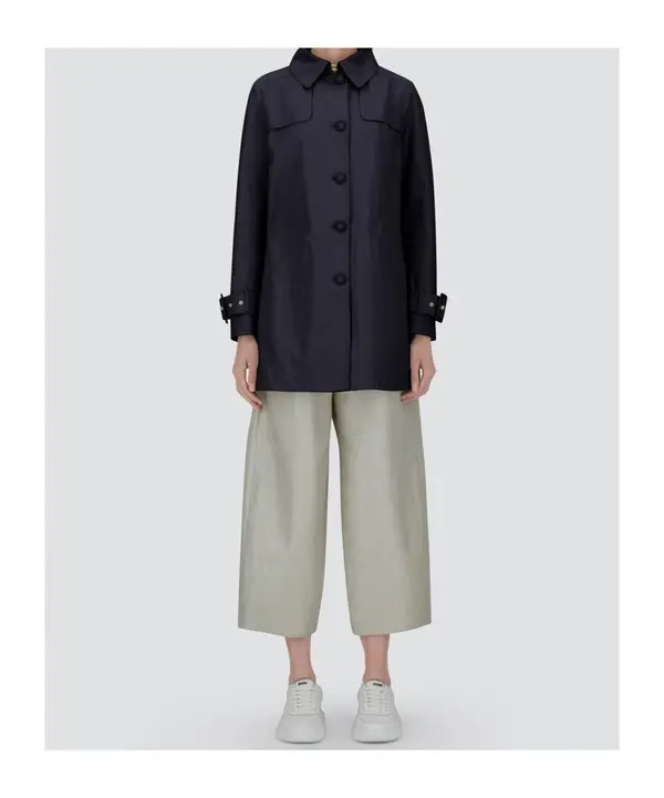 Herno Long Sleeved Buttoned Trench Coat