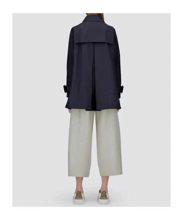 Herno Long Sleeved Buttoned Trench Coat