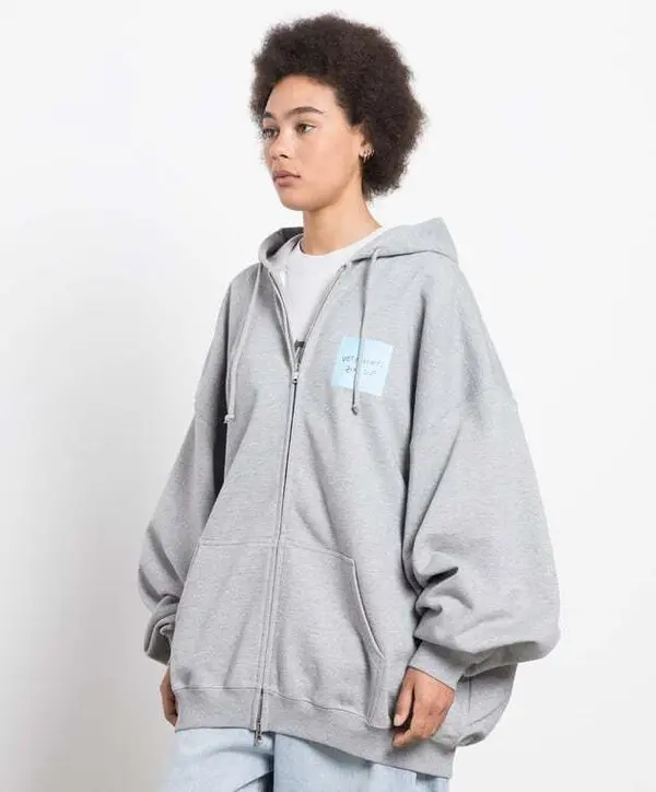Vetements Long-sleeved Sweater