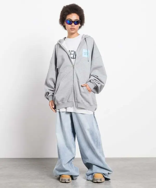 Vetements Long-sleeved Sweater