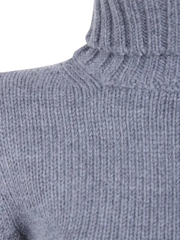 BASERANGE Turtleneck Sweater