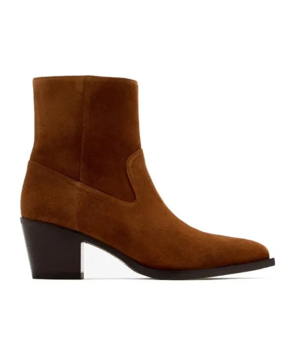 STUART WEITZMAN Stuart Weitzman