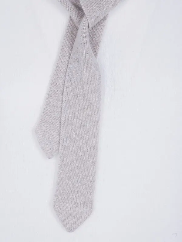 ANNECLAIRE Long-sleeved Sweater