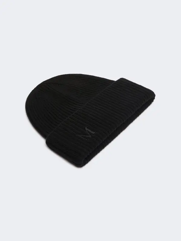 Max Mara Ribbed Cashmere Beanie