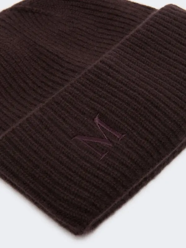 Max Mara Ribbed Cashmere Beanie