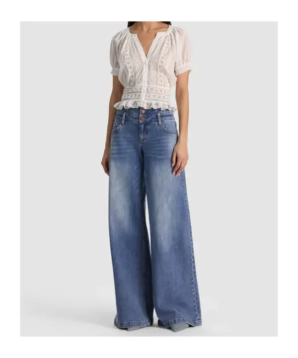 ALICEOLIVIA Kathryn Lace Trim Blouse