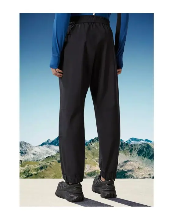 Moncler Gore-tex Trousers - Black
