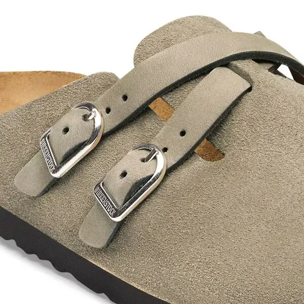BIRKENSTOCK Buckle-fastening Crossover-strap Sandals
