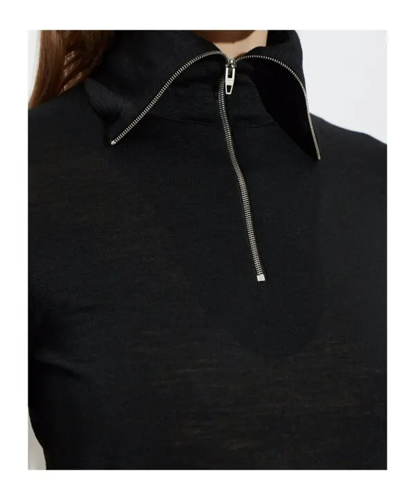JIL SANDER Top With A Turtleneck