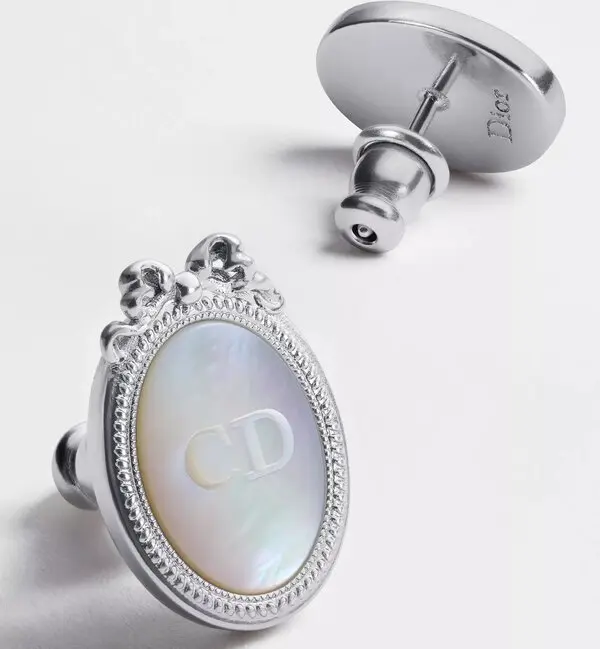 Dior Medaillon Earrings With Mother-of-pearl And Engraved Details