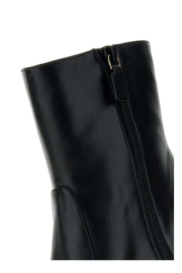 STUART WEITZMAN Leather Vinnie Ankle Boots
