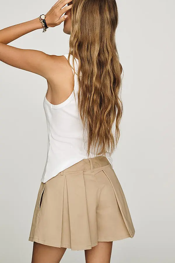 Anthropologie Flirty Pleated Shorts