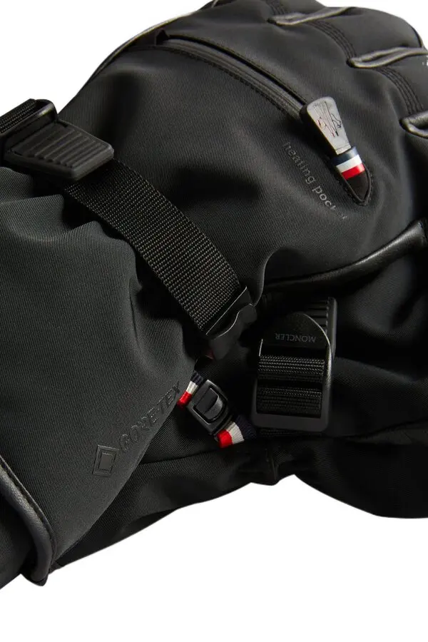 Moncler Logo Patch Panelled Gloves