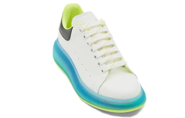 Alexander McQueen Oversized Sneaker 'transparent Sole White Iridescent - White/black/multicolor