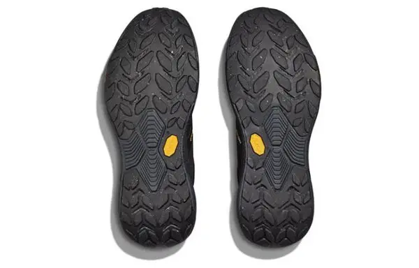 Hoka One One Transport