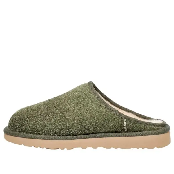 UGG Classic Slip-on Shaggy