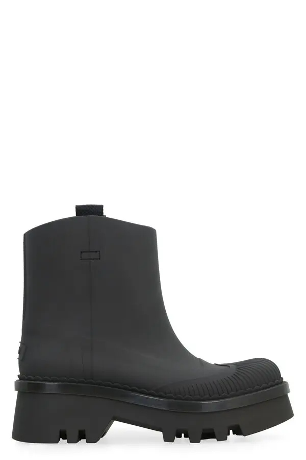 Chloé Chic Rubber Rain Boots With Round Toe - Black