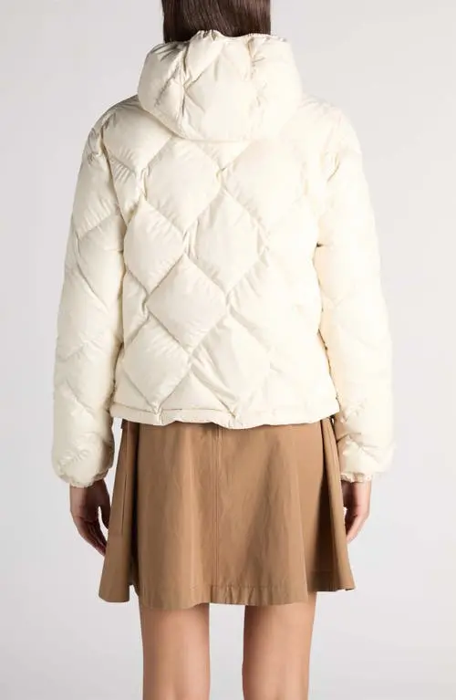 Moncler Arvouinne Quilted Down Jacket With Hood - White