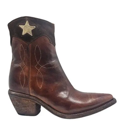 MADISON MAISON Star Motif Pointed Toe Ankle Boots - Cognac