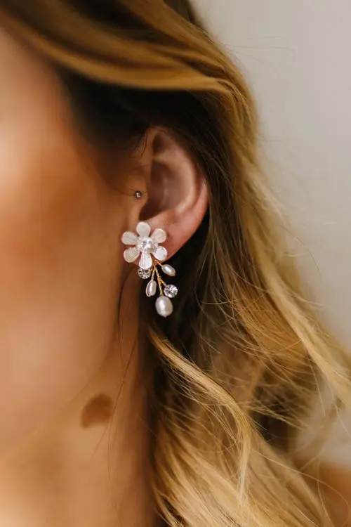 POPPY LANE Bridal Earrings