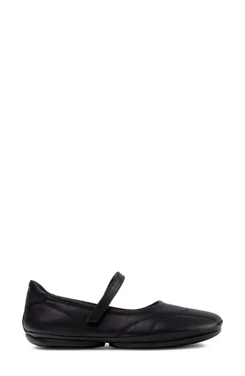 Camper Right Nina Mary Jane Flat - Black
