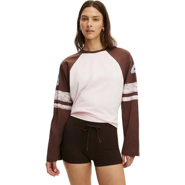 Cotton:on Active Graphic Raglan Tee - Cherry Dream Hoops