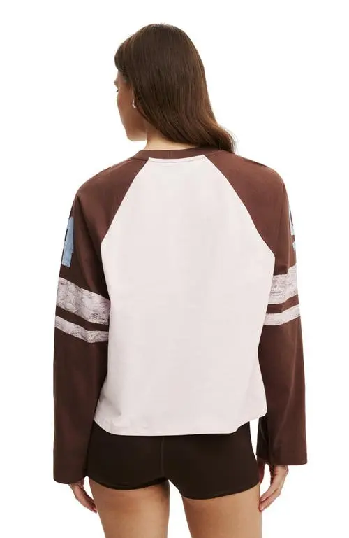 Cotton:on Active Graphic Raglan Tee - Cherry Dream Hoops