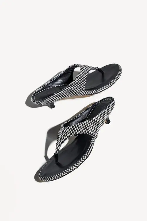AMAMBAIH Mafalda Open Toe Thong Strappy Fabric Kitten Heel Sandal - Ivory Black