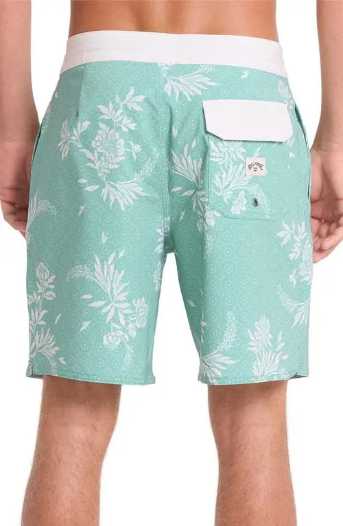 BILLABONG Good Times Lt Board Shorts