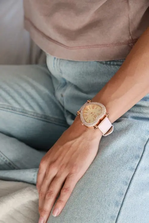 PEUGEOT Heart-shaped Crystal Bezel Watch