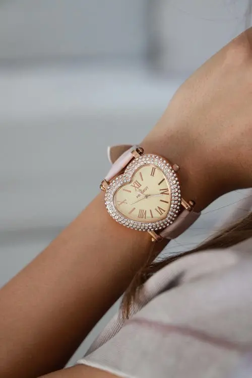 PEUGEOT Heart-shaped Crystal Bezel Watch