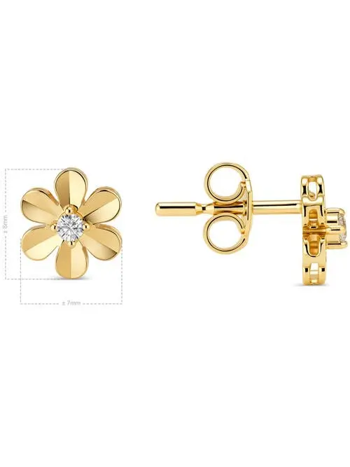 DEVATA Daisy Flower Stud Earrings