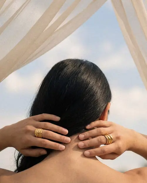 LAMINAR JEWELRY Currents Wave Ring - Gold