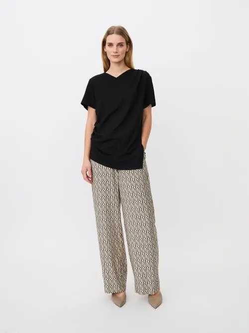 MASAI COPENHAGEN V-neck Draped T-shirt