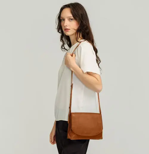 RAVEN + LILY Lady Bird Crossbody Bag - Cuoio