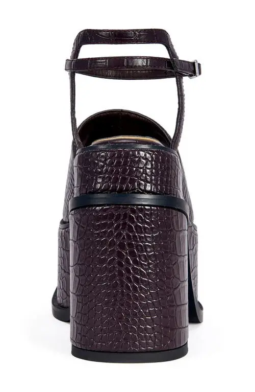 AZALEA WANG Anthelmine Croc Embossed Platform Sandal