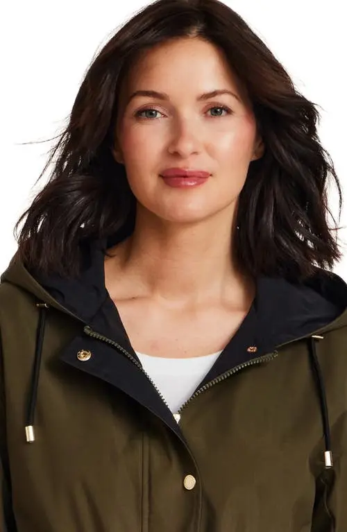 Gallery Water Resistant Rain Coat - Olive