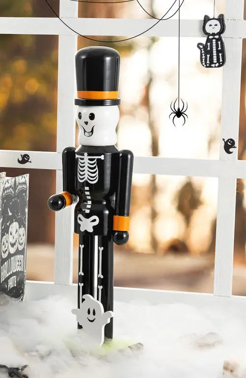GLITZHOM Halloween Wood Skeleton With Ornament Nutcrackers - White