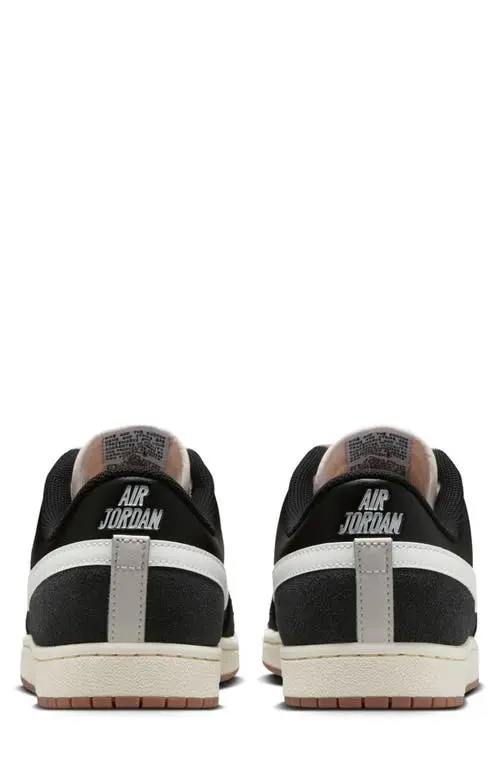 JORDAN Air Skyline Sneaker