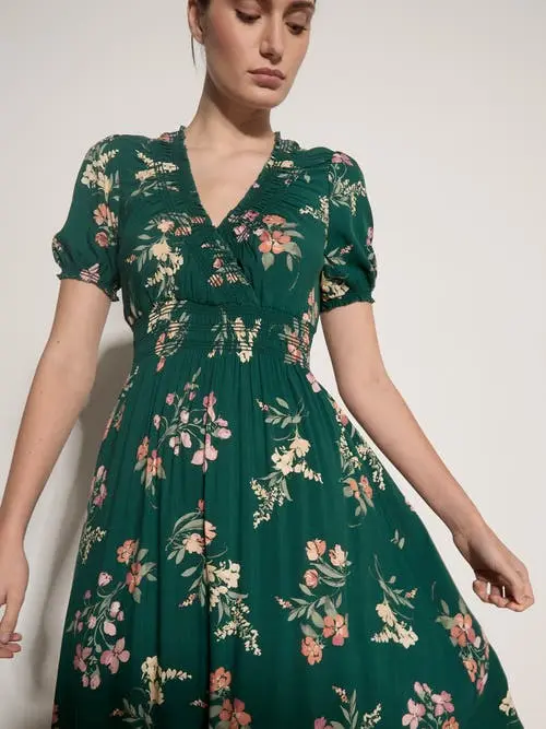 APRICOT Watercolour Floral Tiered Maxi Dress - Green