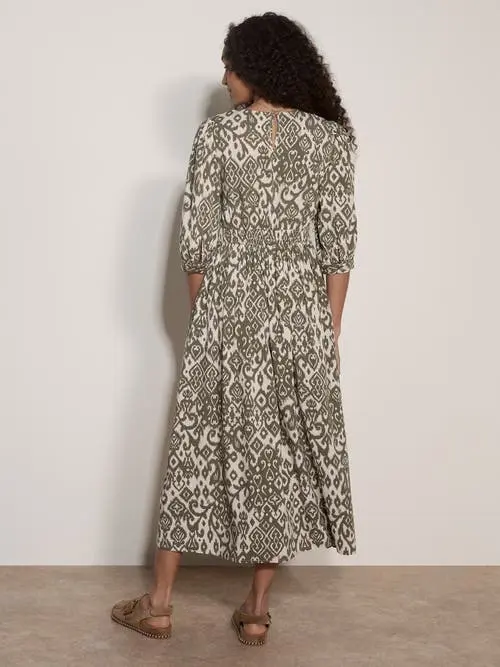 APRICOT Ikat V-neck 3/4 Sleeve Midi Dress