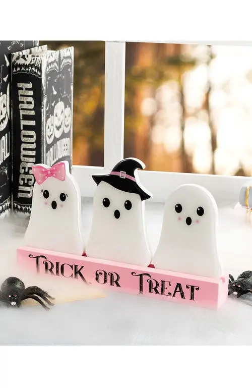 GLITZHOME 10"l Halloween Wooden Epoxy Ghosts Table Decor