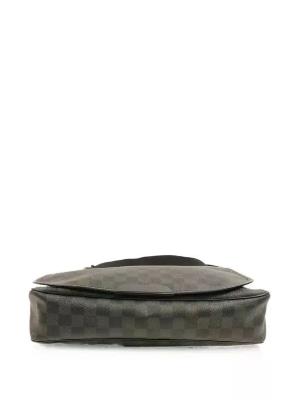 LOUIS VUITTON Mm Daniel Damier Graphite Shoulder Bag