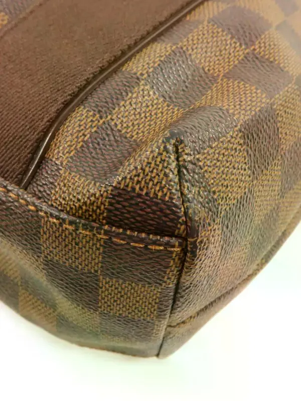 LOUIS VUITTON Beaubourg Damier Ebene Tote Bag