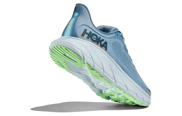 Hoka One One Arahi 7 Athletic Sneakers
