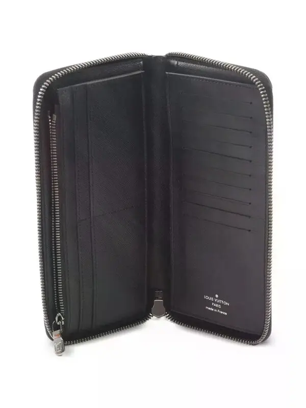 LOUIS VUITTON Eclipse Zippy Monogram Wallet