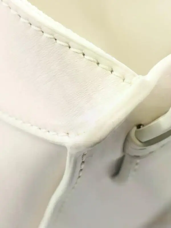 Loewe 2010s Hammock Tote Bag - White