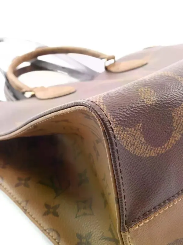 LOUIS VUITTON Monogram Giant On-the-go Tote Bag