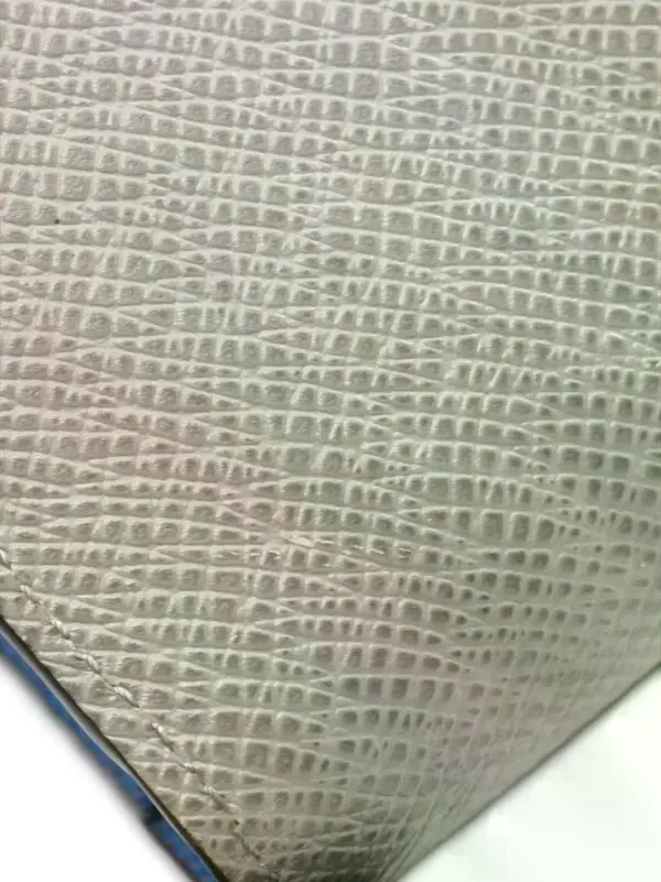 LOUIS VUITTON Taiga Brazza Bi-fold Wallet - Grey